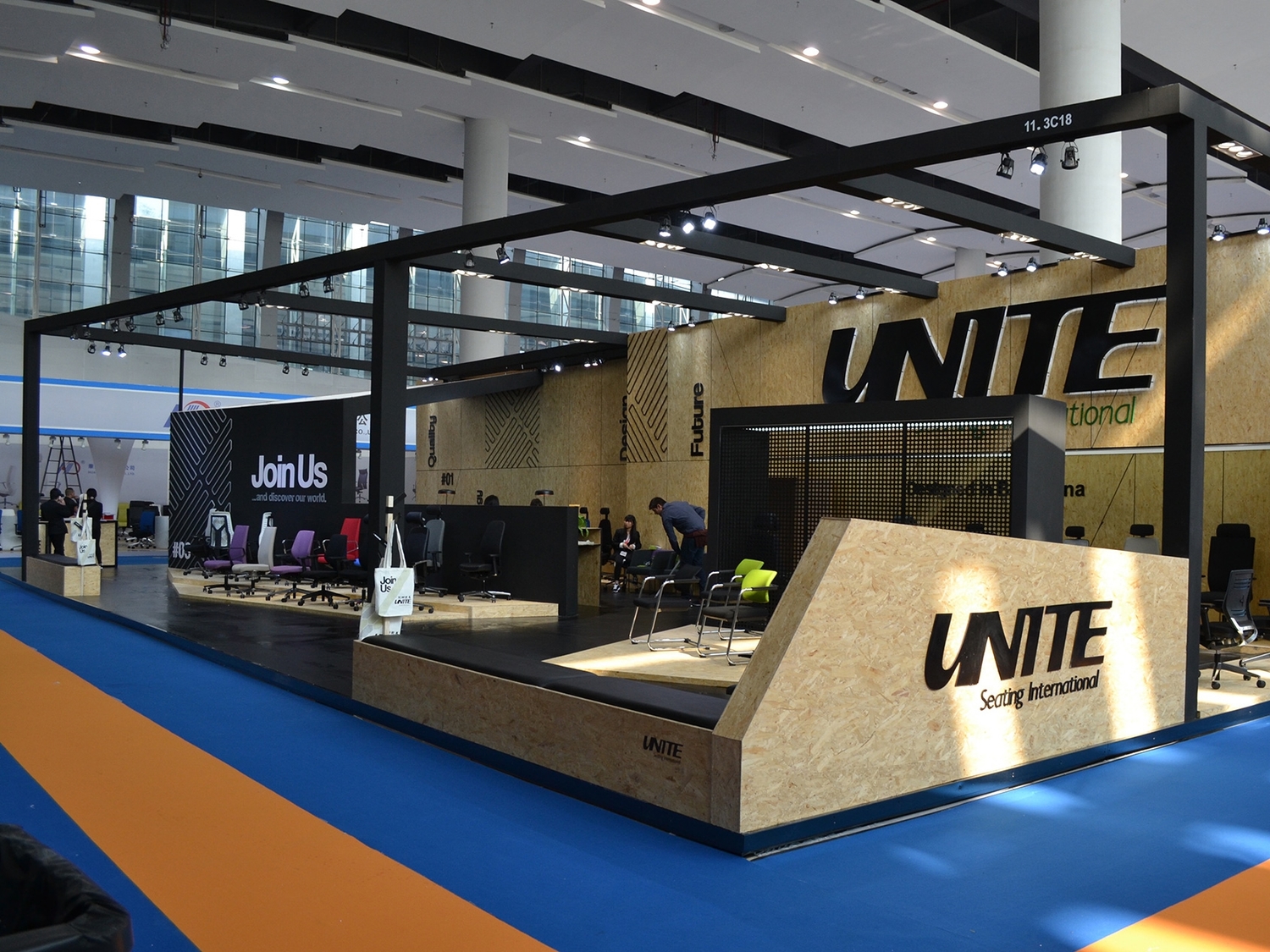 STAND UNITE SEATING INTERNATIONAL - Guangzhou, China - Made Design